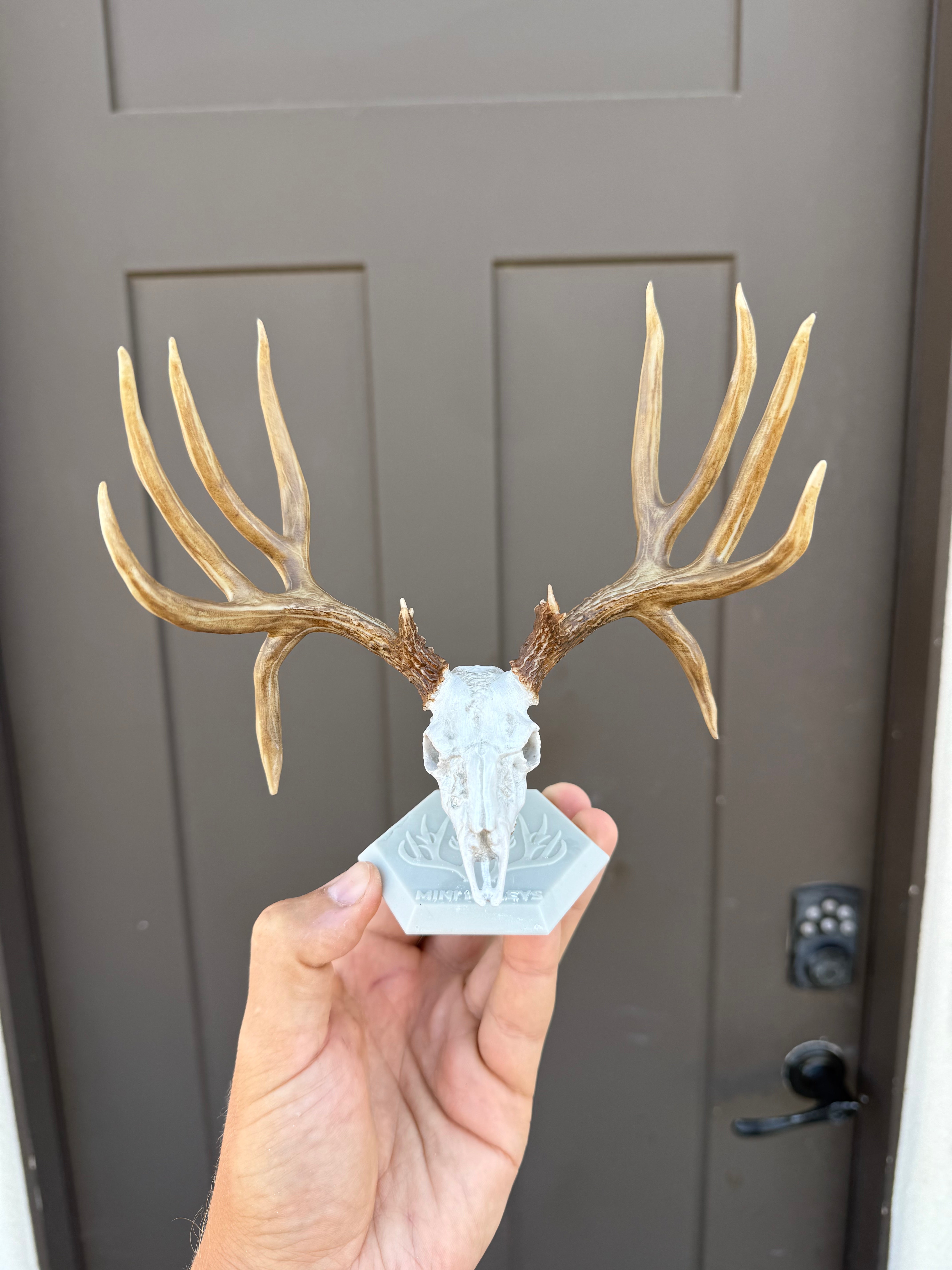 Custom minis of long lost critters – Mini Muleys